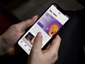 20 Fast Food Apps That We Use To Get FREE Food And Coupons