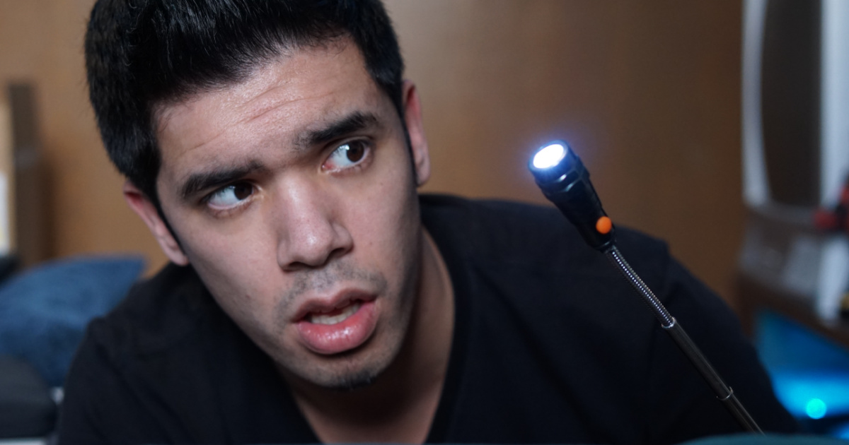 Telescoping Magnetic LED Flashlight Only $9.49 on Amazon | Hip2Save