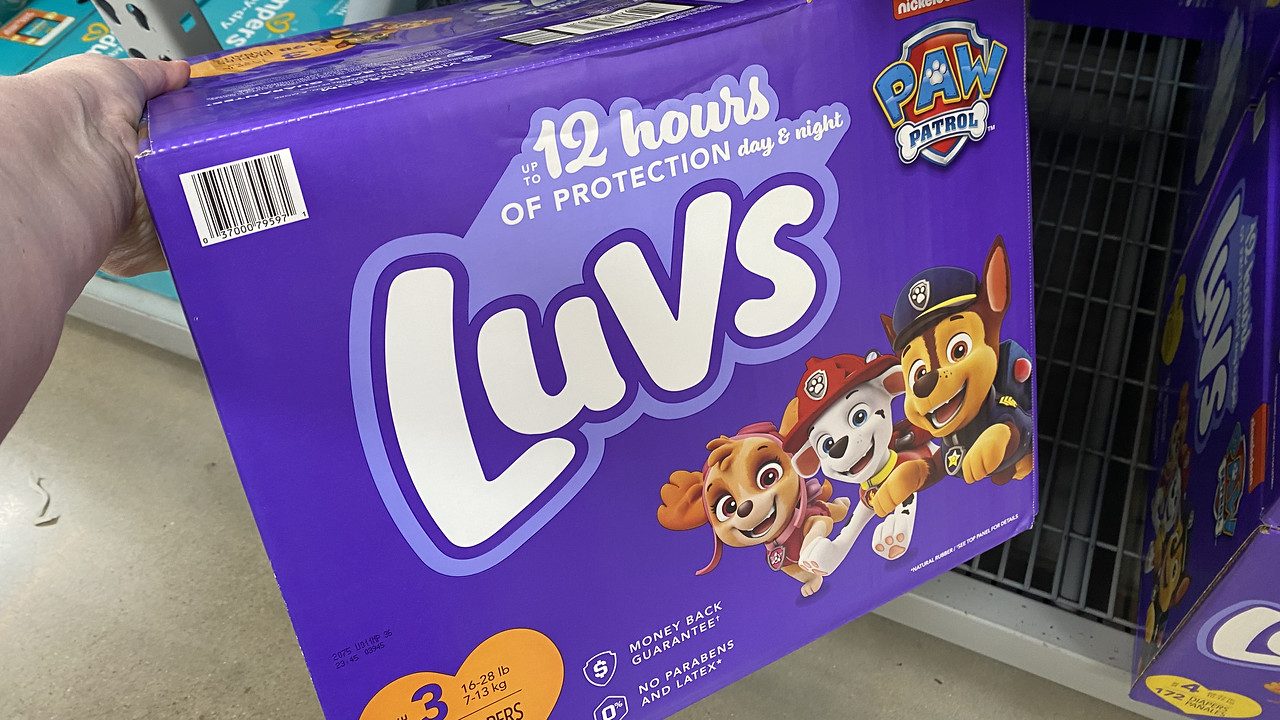 15+ Ways To Score Free or Cheap Diapers For Your Kiddo