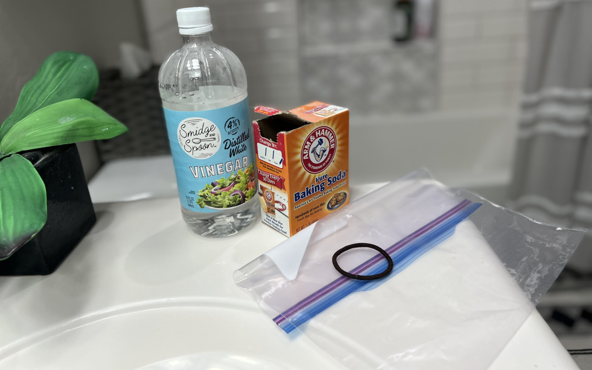 How to Clean a Shower Head with Just 2 Ingredients | Hip2Save