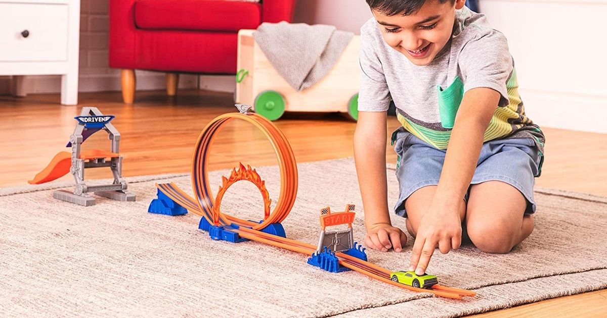 Stunt Jump Extreme Racetrack Set Only $8.69 on Amazon (Regularly $15 ...