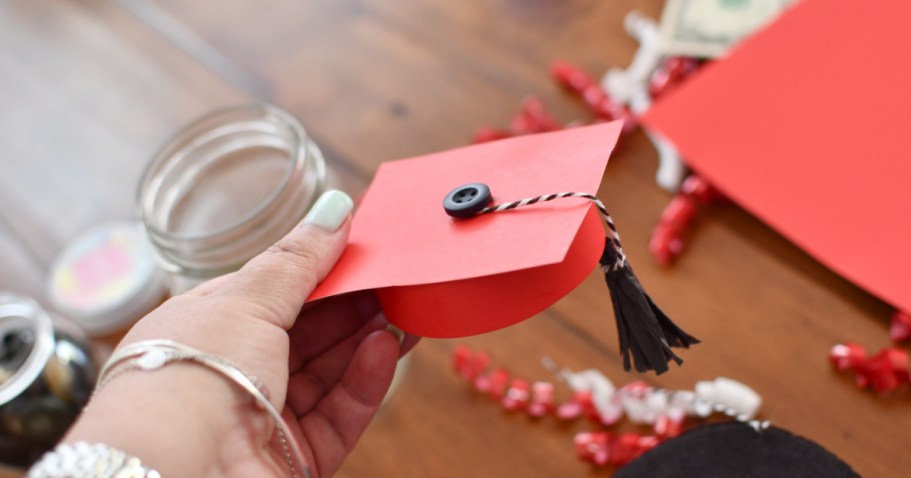 Create a Graduation Mason Jar for Your 2025 Grad