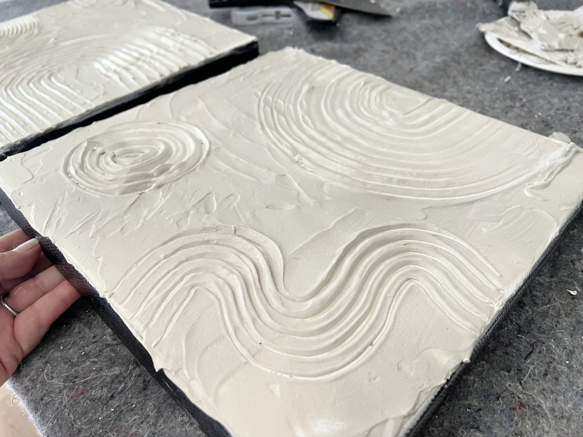 Make DIY Plaster Art on Canvas Using Drywall Joint Compound