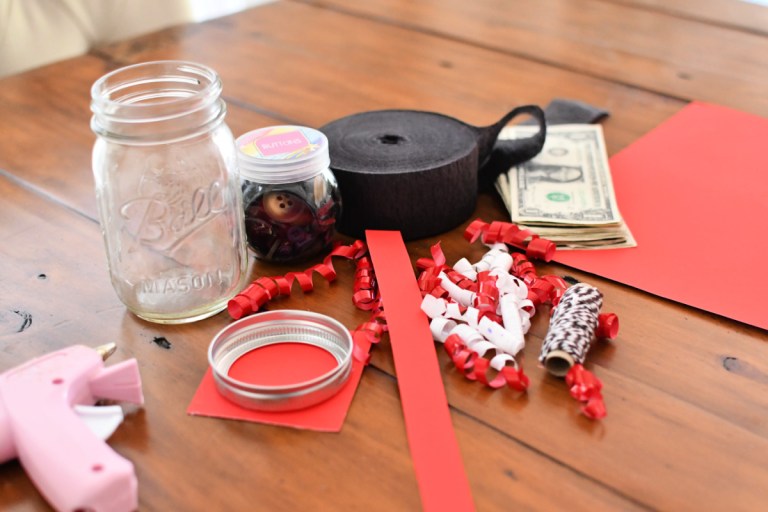 Create a Graduation Mason Jar for Your 2025 Grad