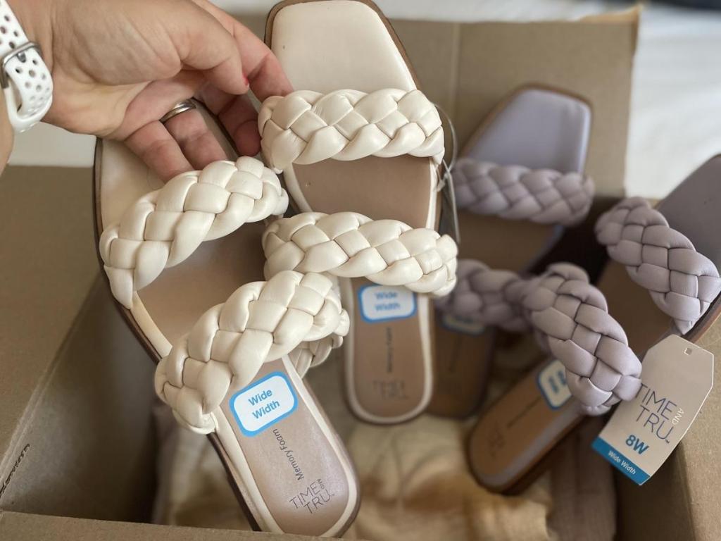 Time and Tru Women's Sandals from $6 on Walmart.com (Regularly $15)