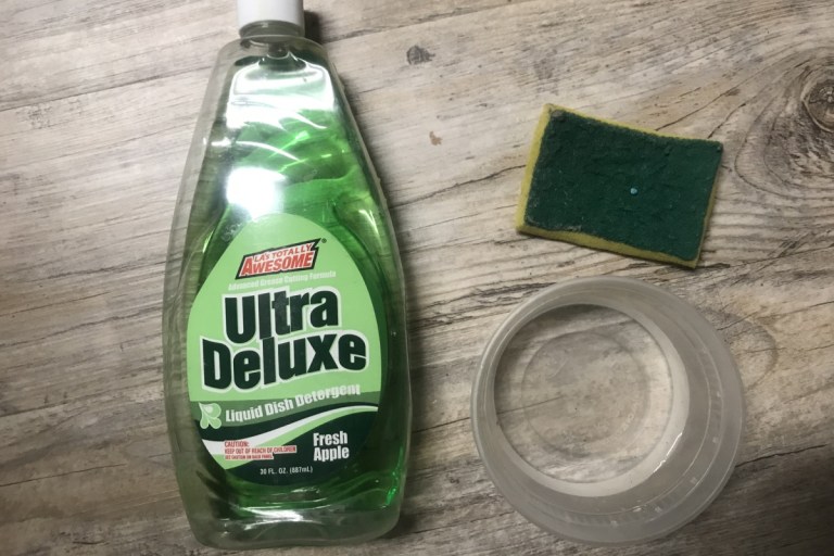 This Reader Created Her Own DIY Wall Cleaner | Hip2Save