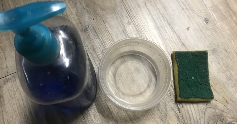 This Reader Created Her Own DIY Wall Cleaner | Hip2Save