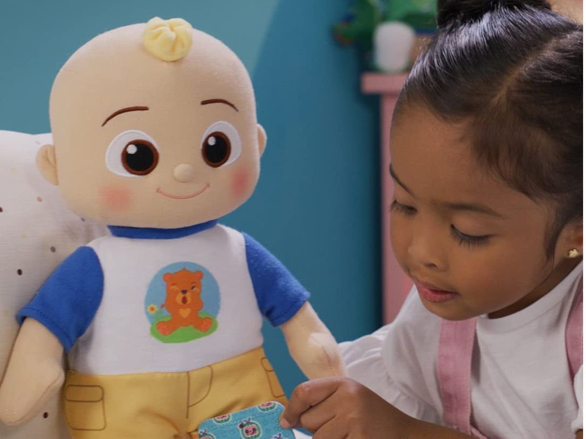 CoComelon Boo Boo JJ Deluxe Set ONLY $7 on Amazon (Reg. $40 ...