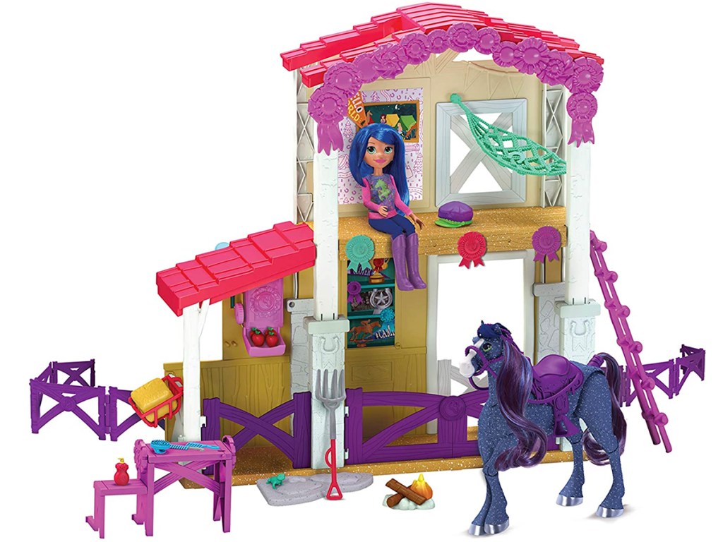 Winner's Stable Camp Clover Barn 33-Piece Playset Just $8.40 on Amazon ...