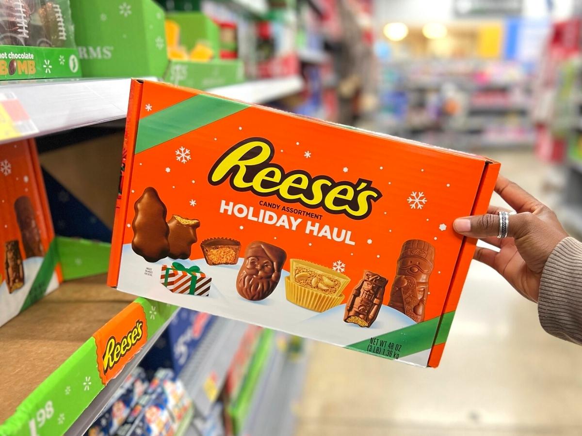 This 3-Pound Reese's Holiday Haul Box is the Perfect Gift for Peanut ...
