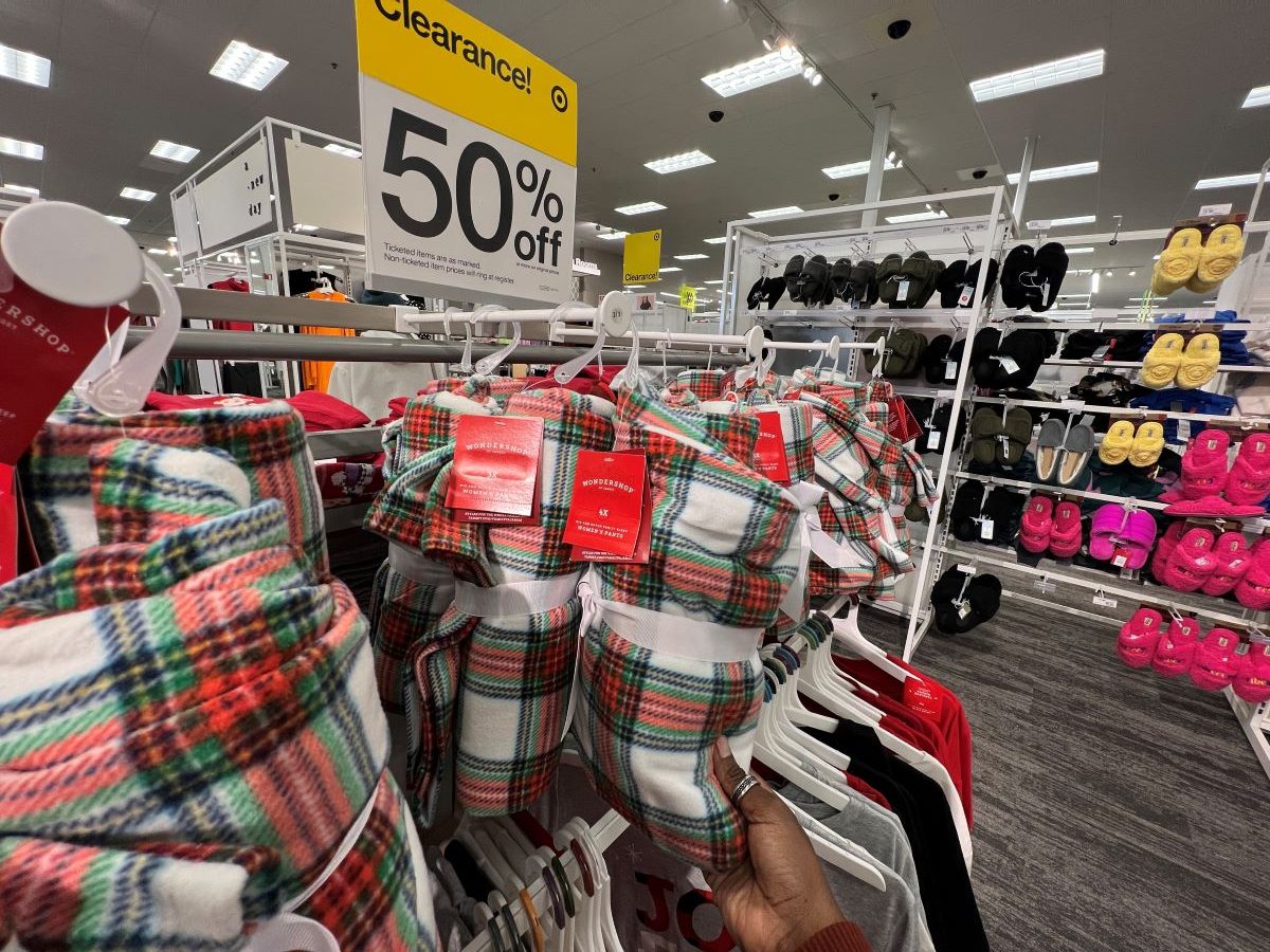 50% Off Target Clearance Sale | Clothing, Shoes, Holiday Decor, & So ...