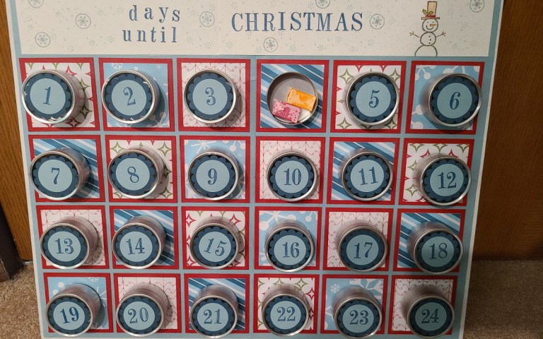 This Reader Made an Easy DIY Advent Calendar for Her Kids | Hip2Save