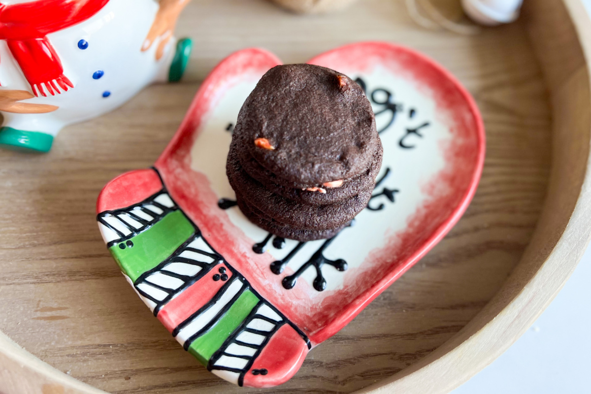 We Can't Contain Our Excite-MINT! Nestle Peppermint Cocoa Cookie Dough ...