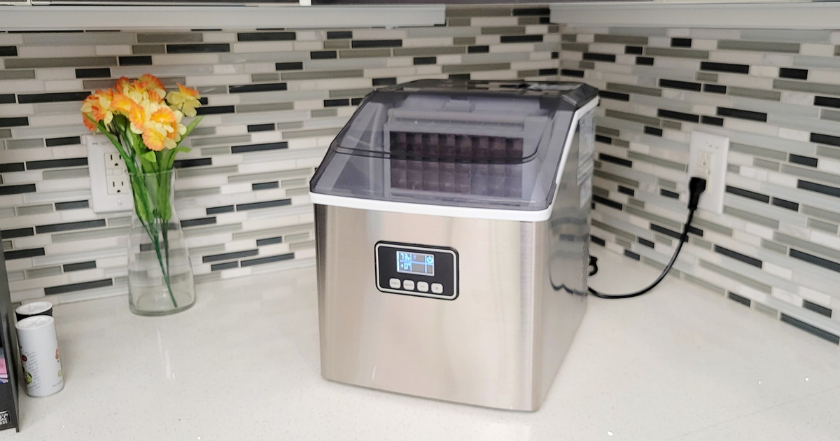 Self-Cleaning Countertop Ice Maker from $121.99 Shipped on Amazon (Make ...