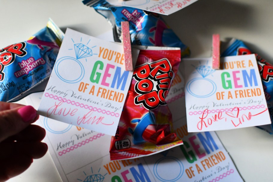 7 Free Printable Valentines for Kids | Easy Classroom Gift Idea