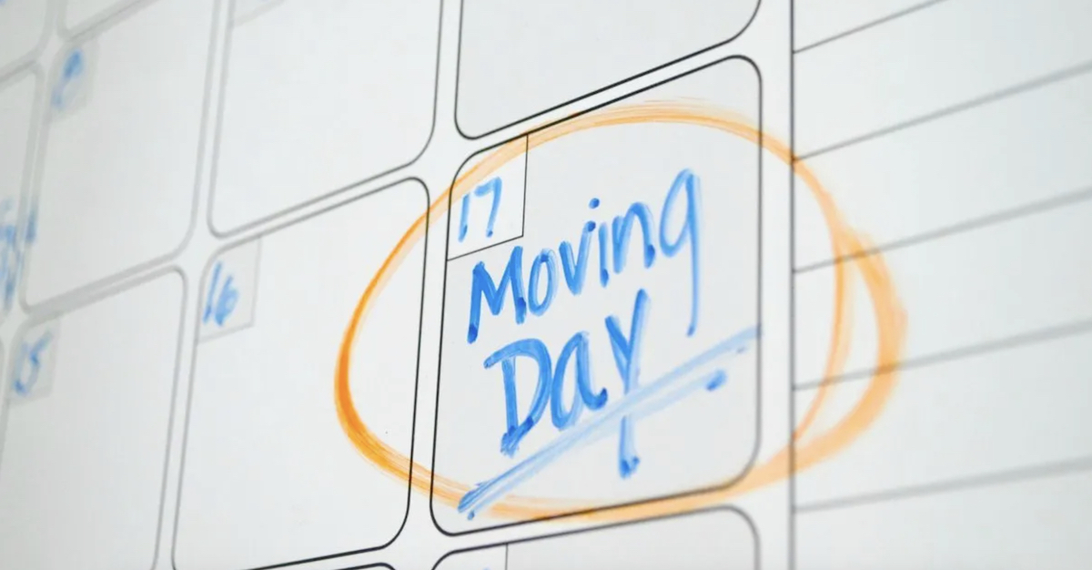 32 Packing Tips for Moving w/out the Cost of Pros | Hip2Save