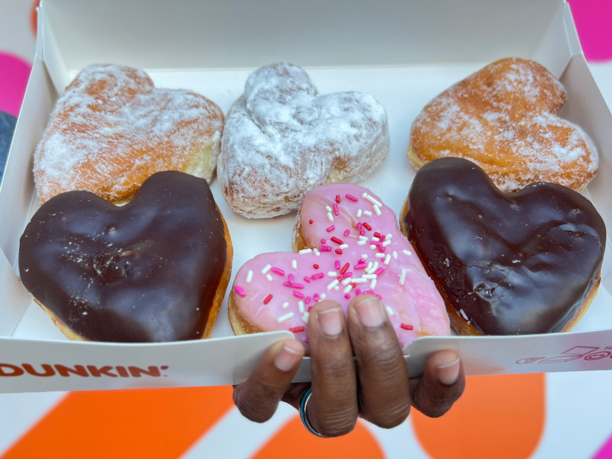 Valentine's Day Restaurant Deals & Specials | Hip2Save