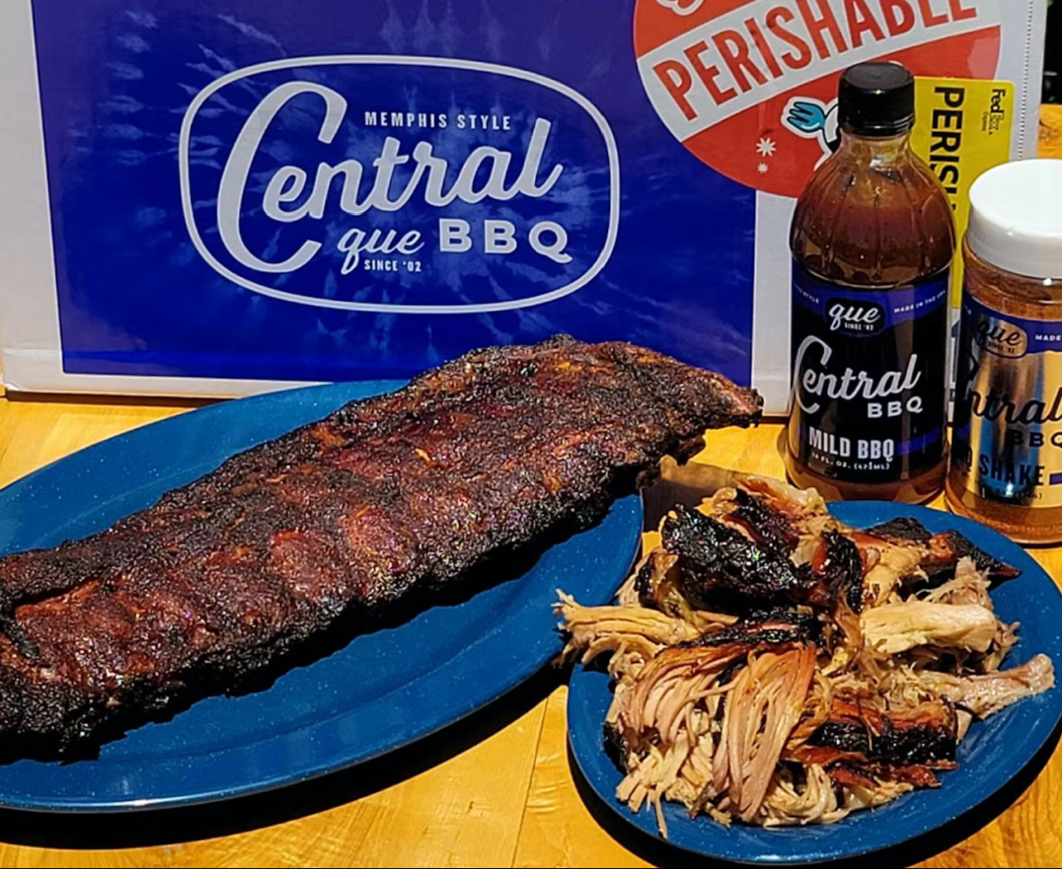 Best Food Gift Baskets Your Loved Ones Won’t Roll Their Eyes At