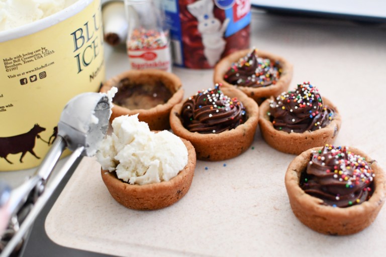 How to Make Easy Cookie Cups Using a Muffin Pan