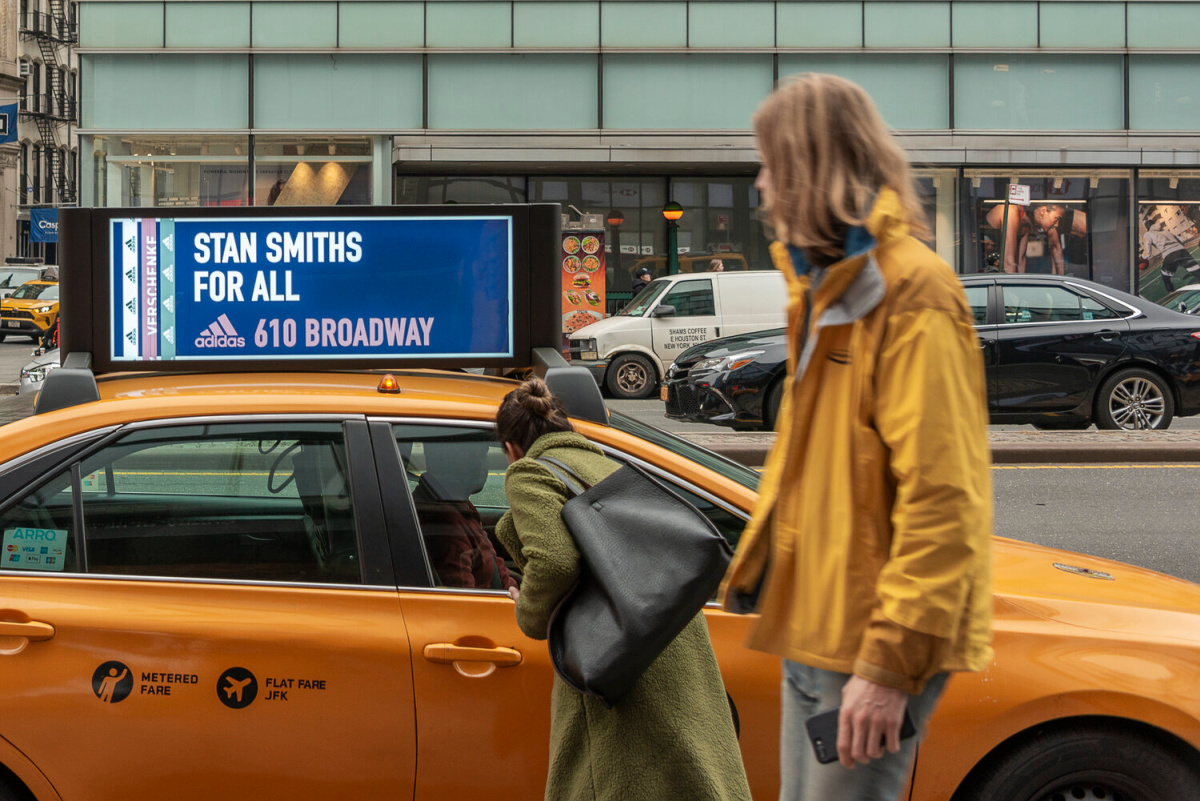How To Make Passive Income With Car Advertising