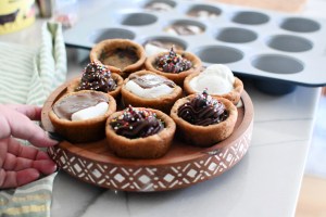 How to Make Easy Cookie Cups Using a Muffin Pan