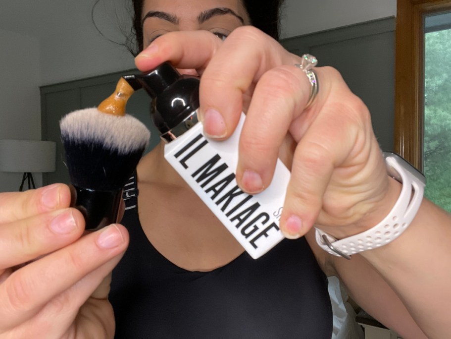 The Il Makiage Tanner Looks So Natural (Try It Risk Free!)