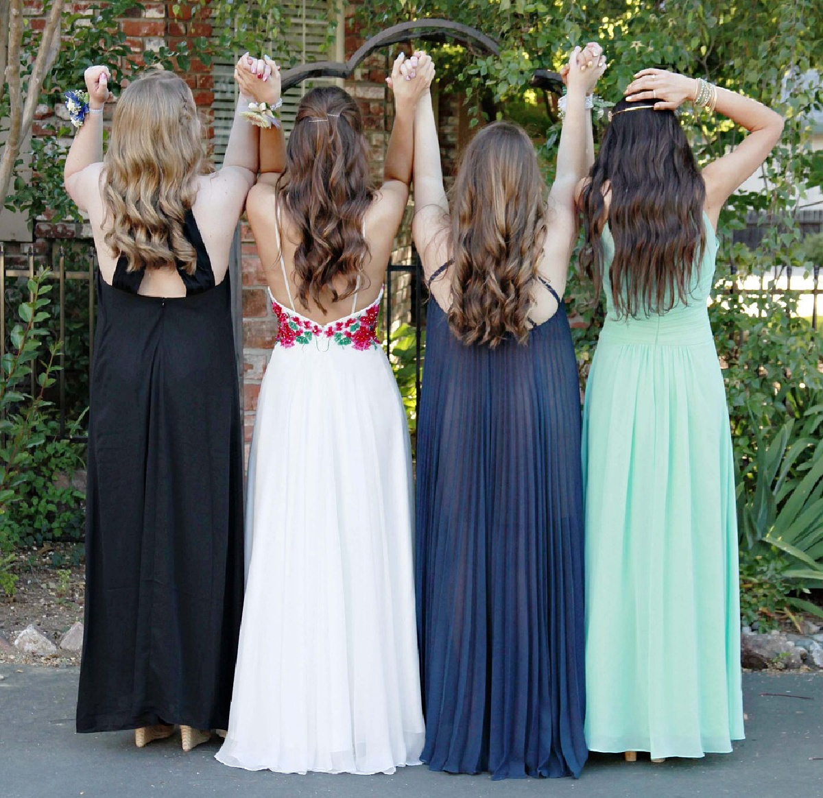 How Much Does Prom Cost? Here's 9 Ways to Save BIG in 2026!