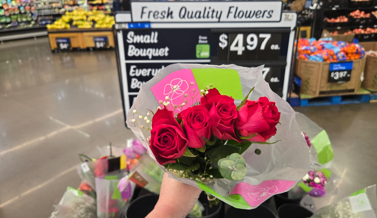 Fresh Flower Bouquets from $4.97 at Walmart (Great for Mother's Day ...