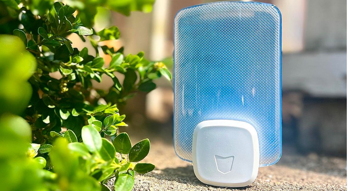 Raid Essentials Light Trap Starter Kit ONLY $8 Shipped on Amazon (Reg ...