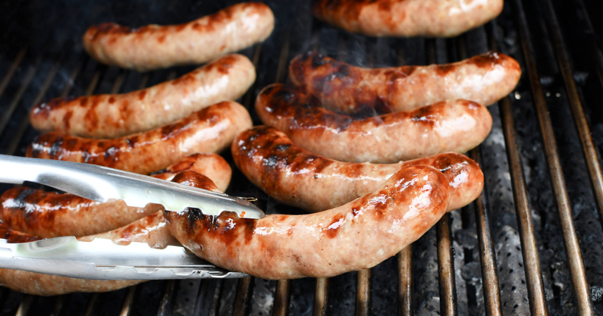Serve Easy Grilled Beer Brats to Feed a Crowd for Cheap!