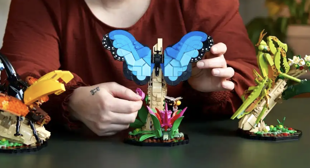 NEW LEGO Insect Collection Set is Available Now for VIP Members | Build ...
