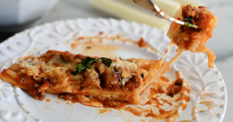 Easy Stuffed Manicotti With String Cheese Recipe (So Delicious!)