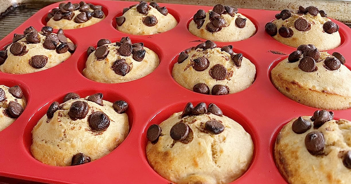 Silicone Muffin Pan Just $8.98 on Amazon (Over 14,700 5-Star Reviews ...