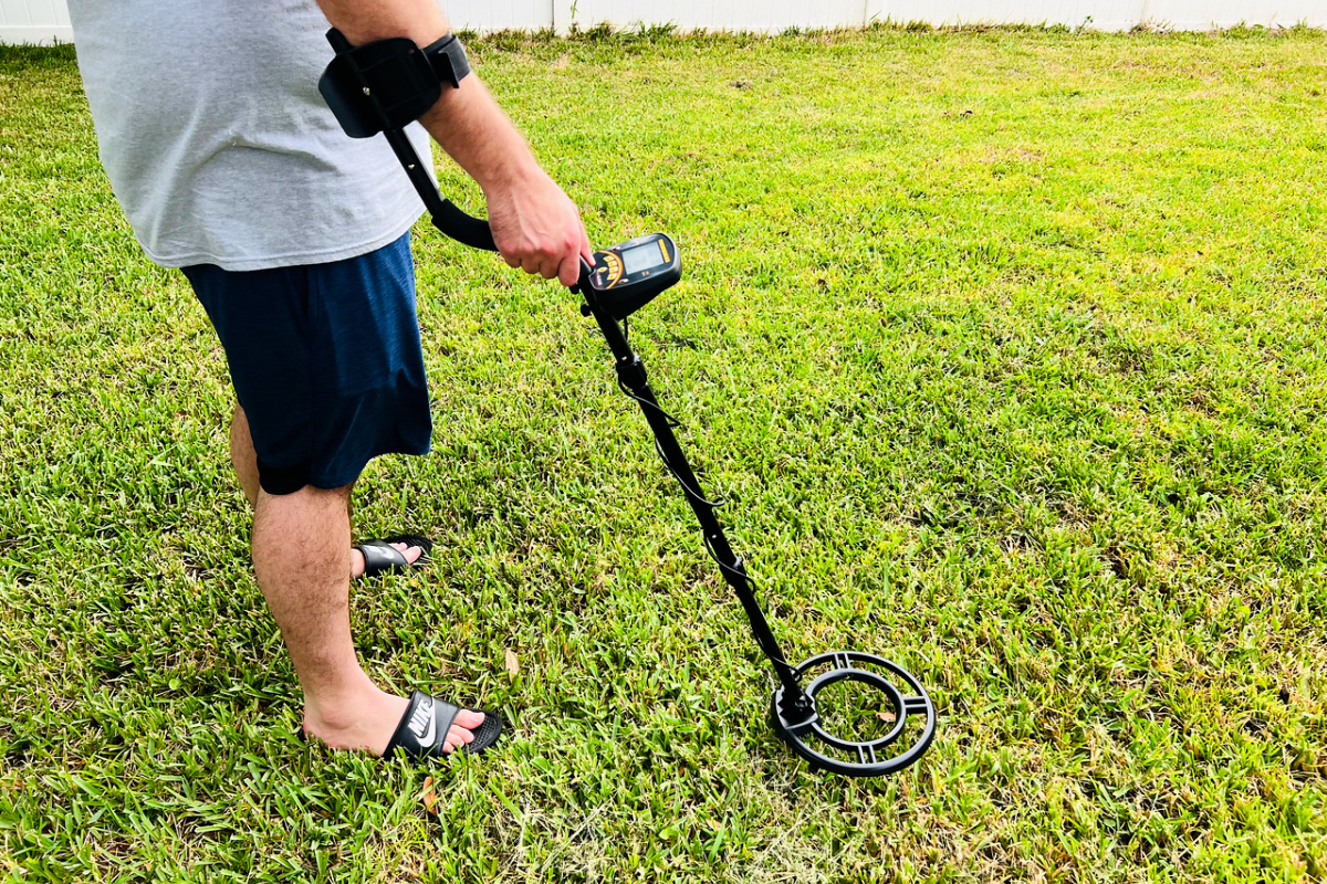Metal Detector Only $69.99 Shipped on Amazon | Lightweight, Ergonomic ...