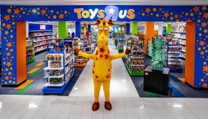Toys "R" Us Returns for the Holidays with New Stores & Pop-Up Shops | Hip2Save