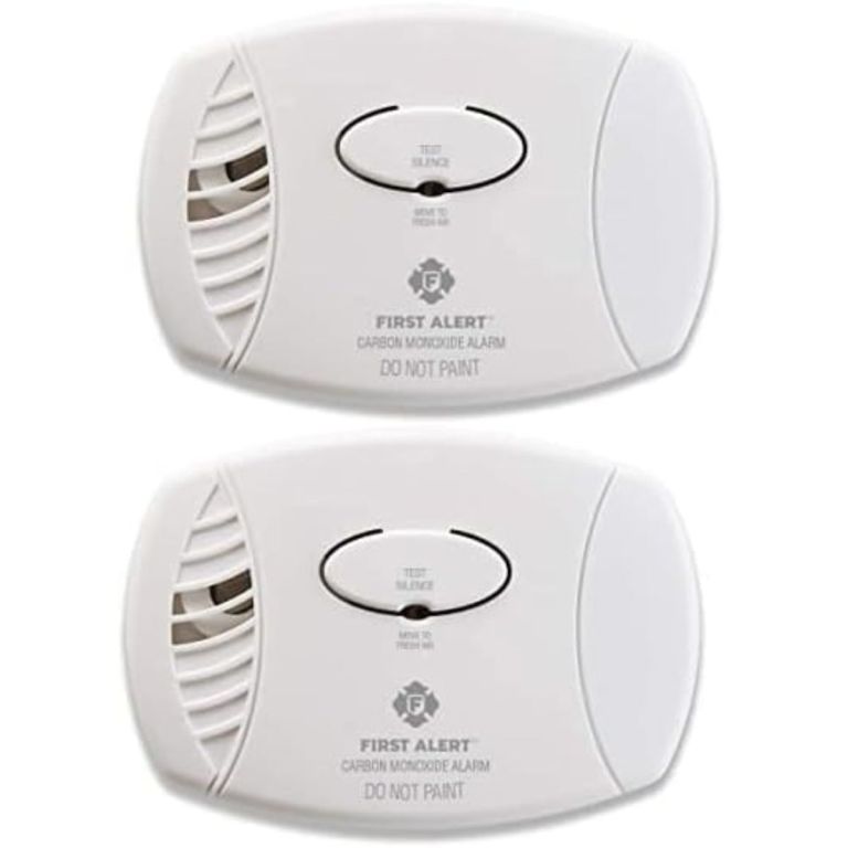 First Alert Carbon Monoxide Alarm 2-Pack Only $18.96 on Amazon (Battery ...
