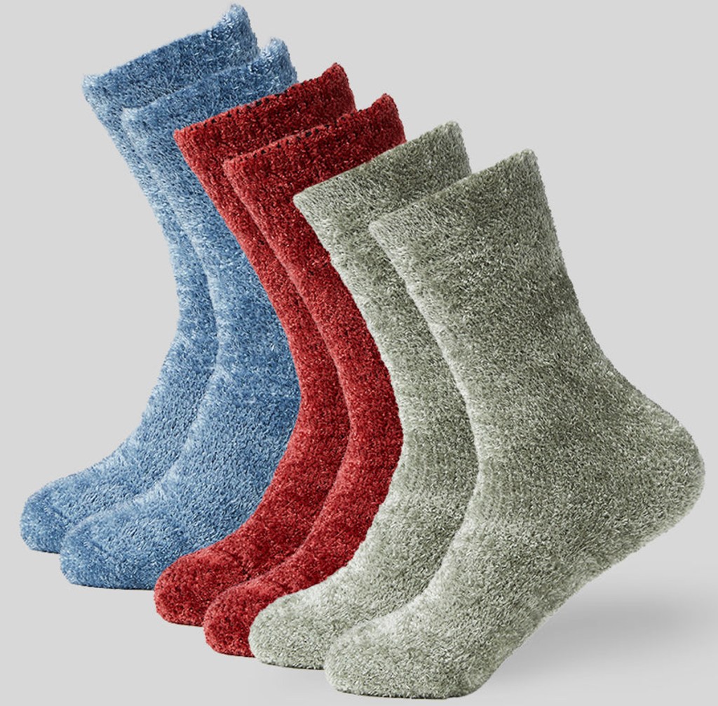 32 Degrees Fuzzy Socks 3-Pack & Tote Only $3.99 | Hip2Save