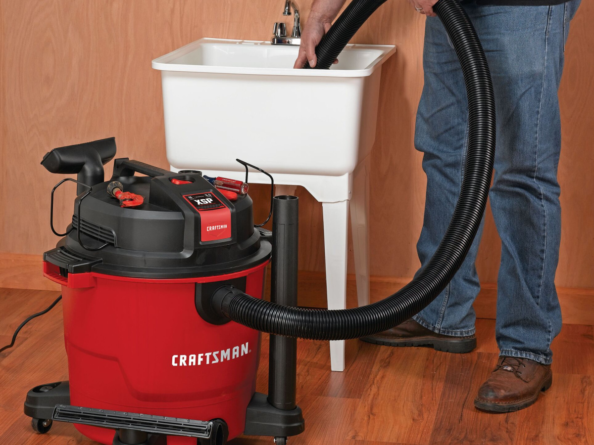 Craftsman Wet/Dry Shop Vacuum w/ Accessories Only $29.98 on Lowes.com ...