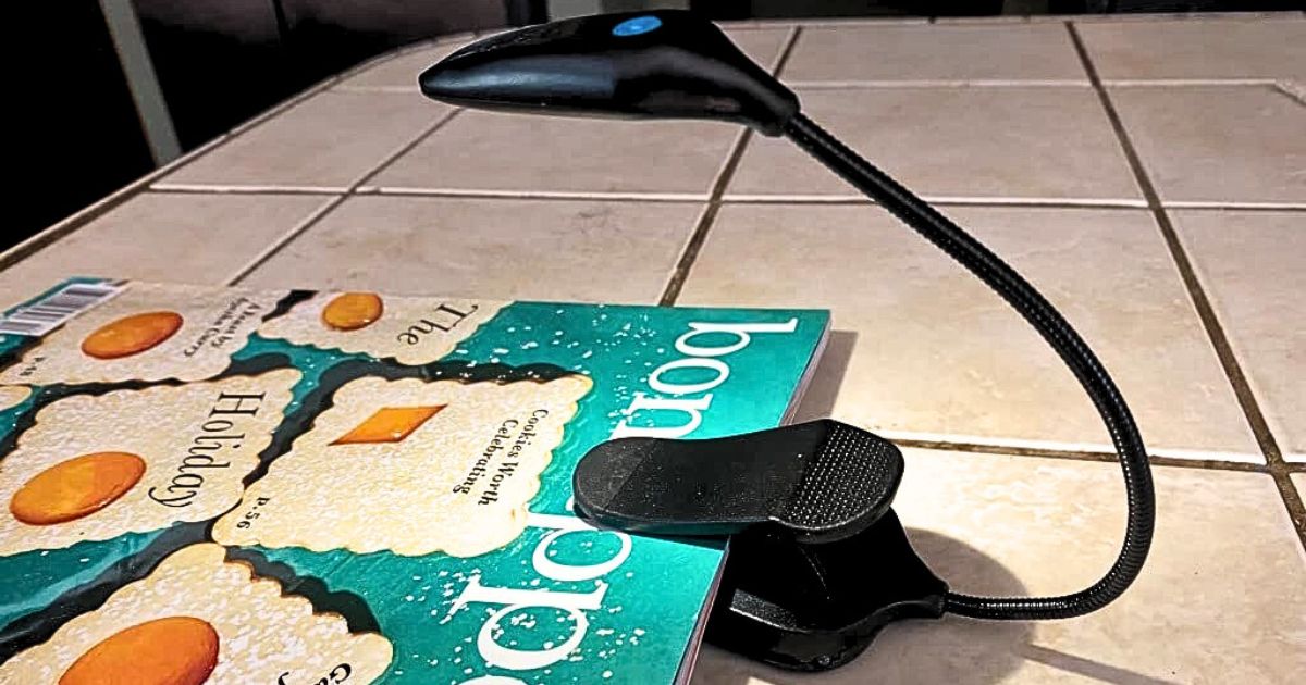 Energizer Rechargeable LED Book Light Just $8 on Amazon (Regularly $16 ...