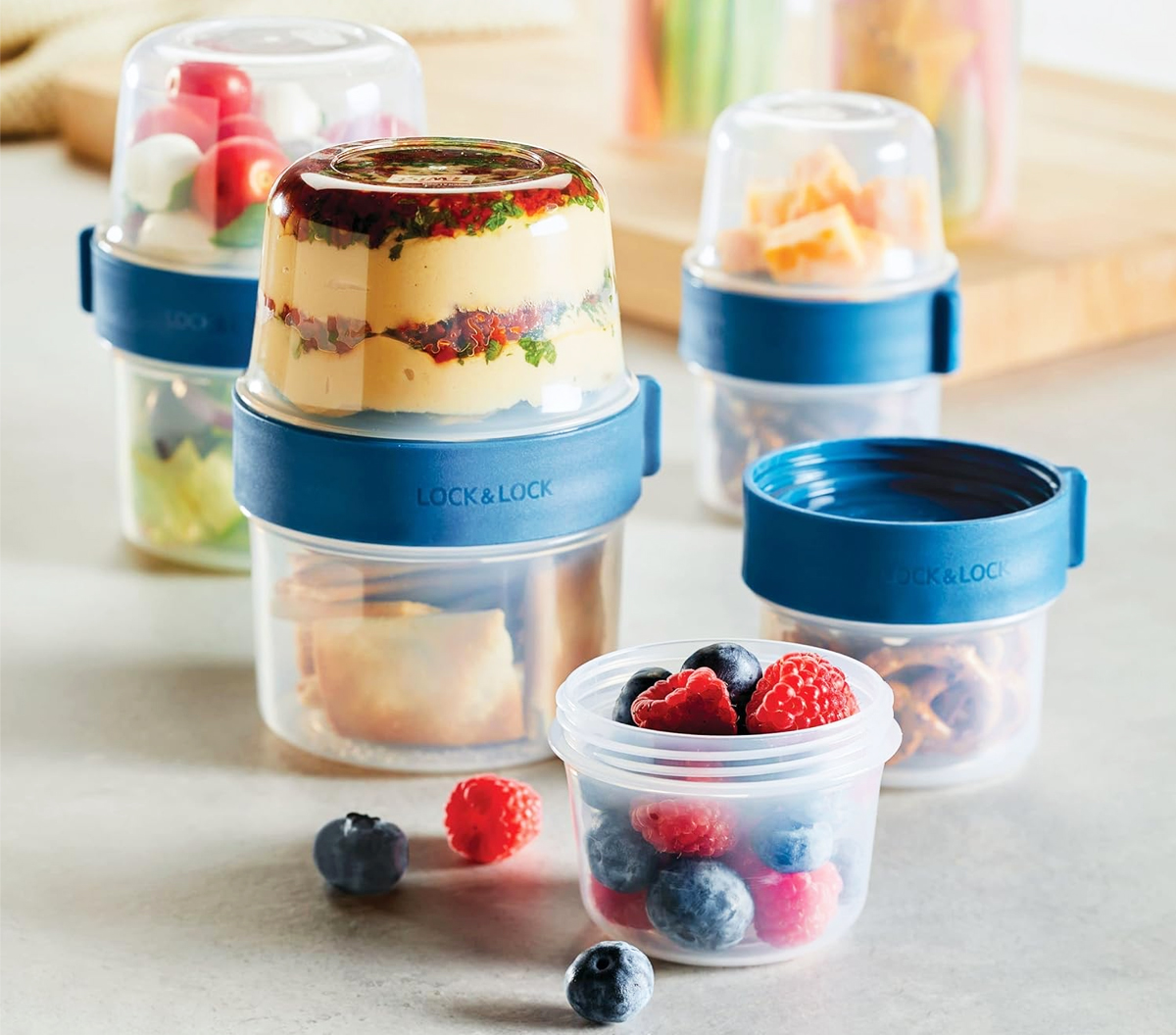 Lock n Lock 2-in-1 Twist Containers 12-Piece Set Only $9.99 on Amazon ...
