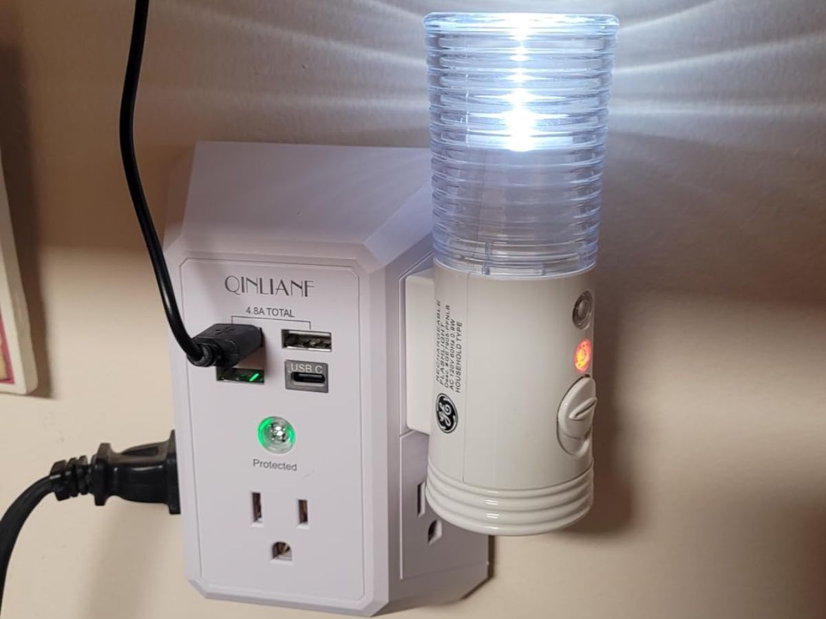 Wall Outlet Extender ONLY $9.98 on Amazon | Includes 5 Plugs & 4 USB ...