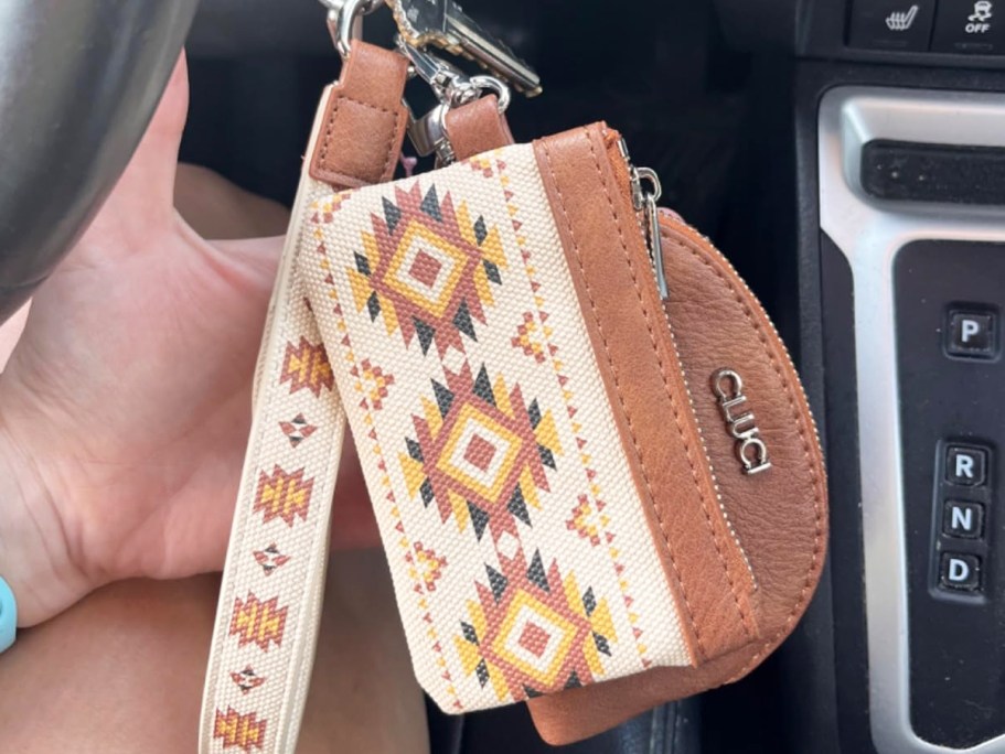 Dual Pouch Keychain Wallet Just $11.92 on Amazon (Reg. $20) | lululemon ...