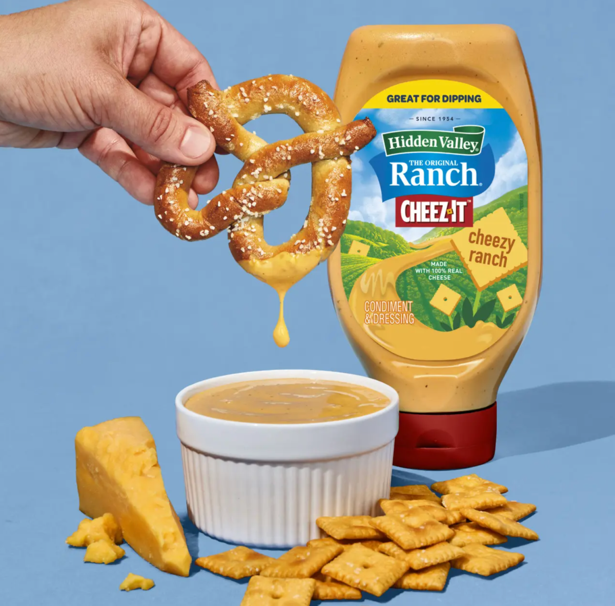 Cheez-It Fans! Try the NEW Hidden Valley Cheezy Ranch Dressing (Coming ...