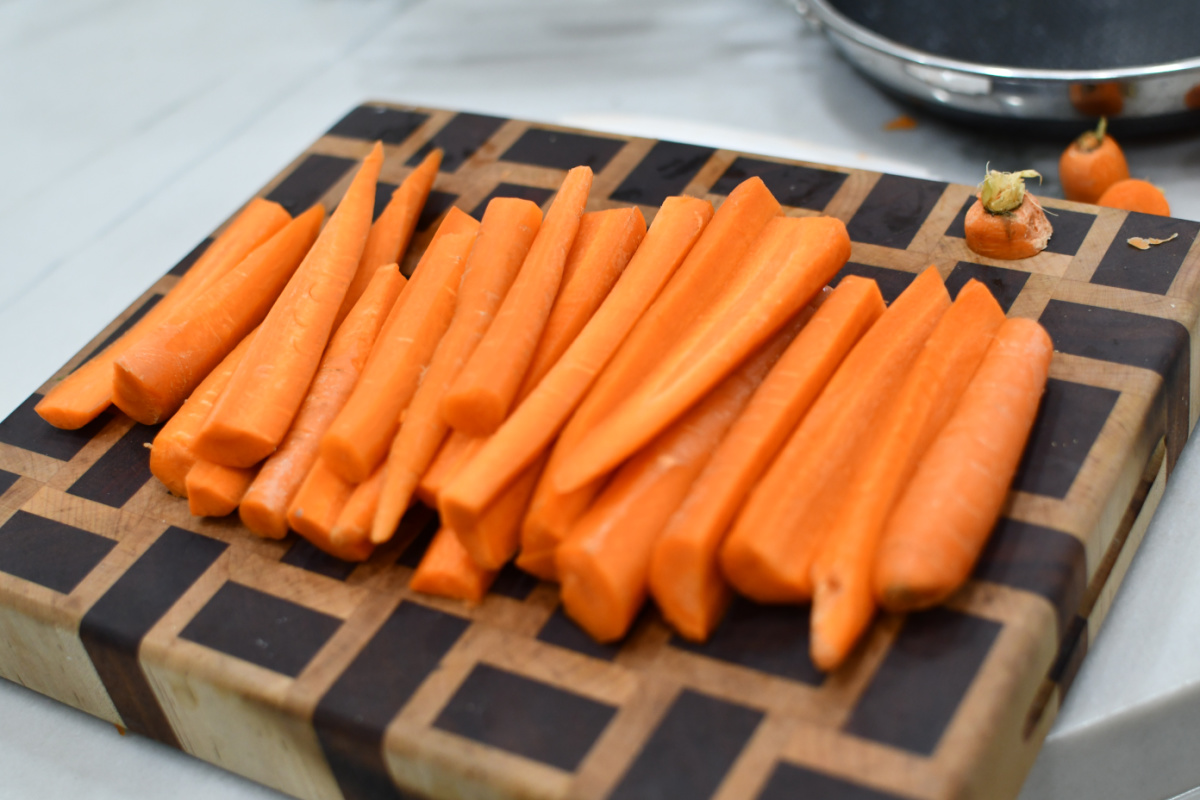 Make Caramelized Honey Glazed Carrots in the Air Fryer!