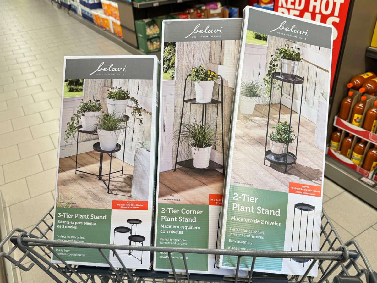 New ALDI Weekly Finds | Touchscreen Gardening Gloves, Stasher Bags ...