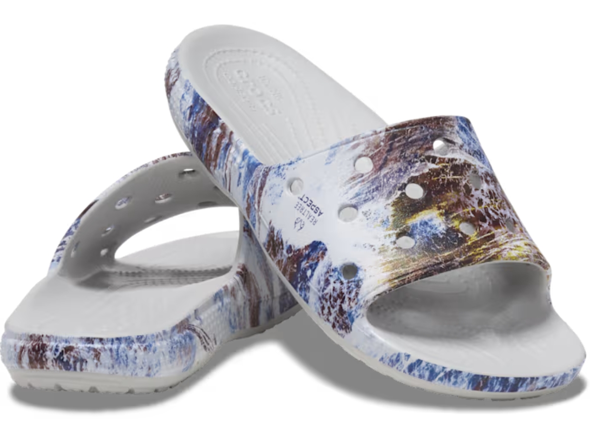 Last Chance - EXTRA 30% Off Crocs Clearance (Sandals & Clogs from $15!)