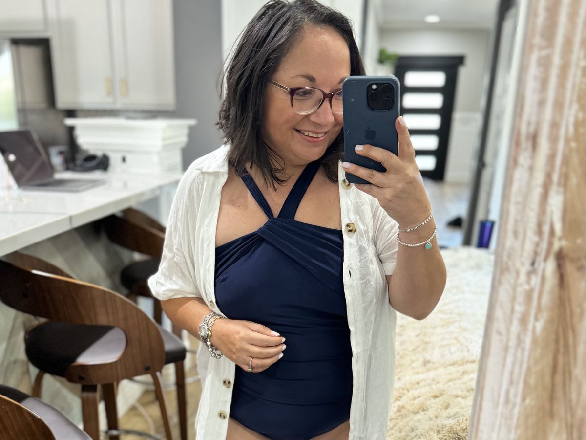 Up to 60% Off Cupshe Swimwear | Styles from $11.59 Each (Collin & Lina ...