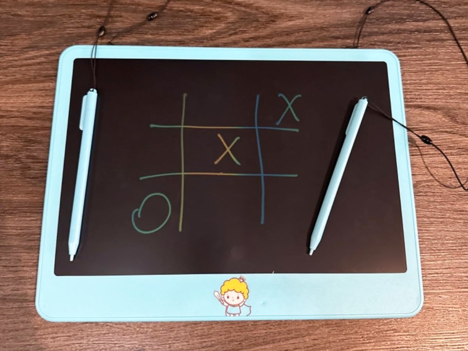 Magic Doodle Board Just $5.96 on Amazon (Regularly $25) | Hip2Save