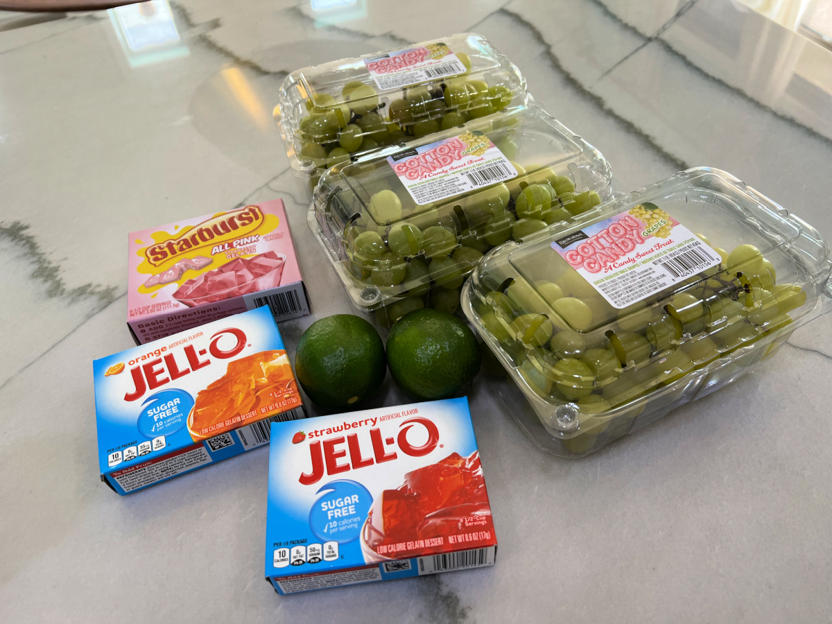 Create Sour Patch Grapes Using Jell-O for a Unique Snack!
