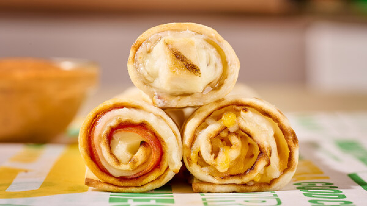 NEW Subway Footlong Dippers Just $3 (Available Nationwide!) | Hip2Save
